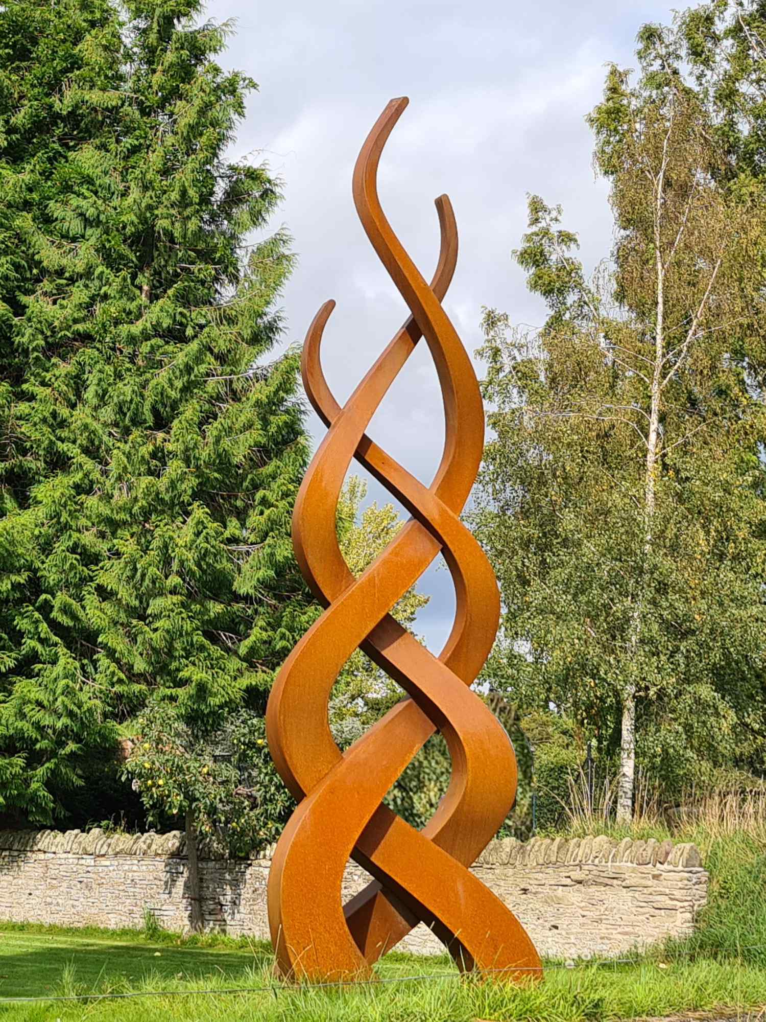 Contemporary-Garden-Sculpture-Will-Carr - Cotswold Sculpture Park Ltd